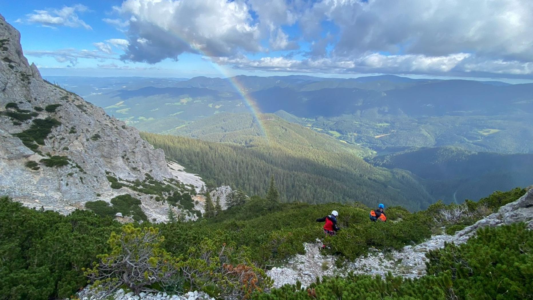 Bergrettungsdienst kam Wanderern auf der Rax zu Hilfe | Kurier