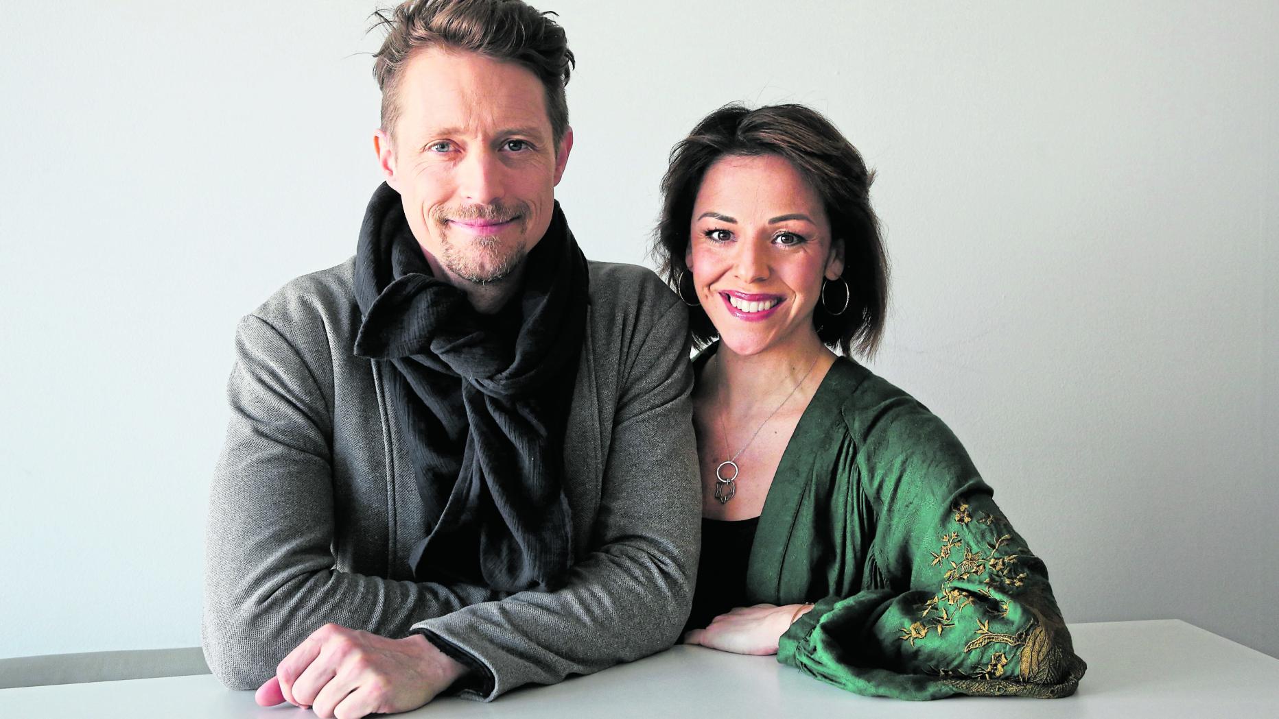 Musicalstars Marjan Shaki und Lukas Perman wurden Zwillingseltern | Kurier
