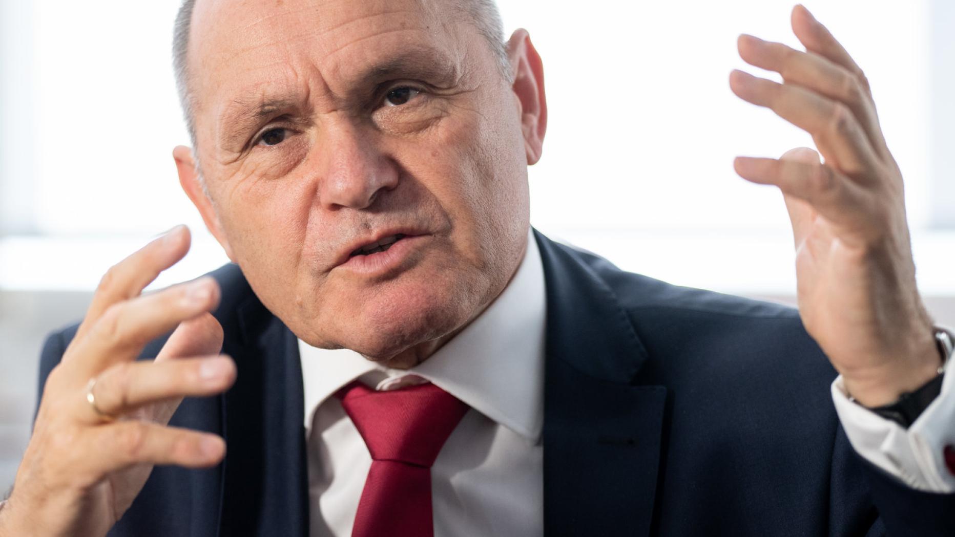 Wohl doch Belege Steuerprüfung bei der Erwin Pröll-Stiftung | Kurier