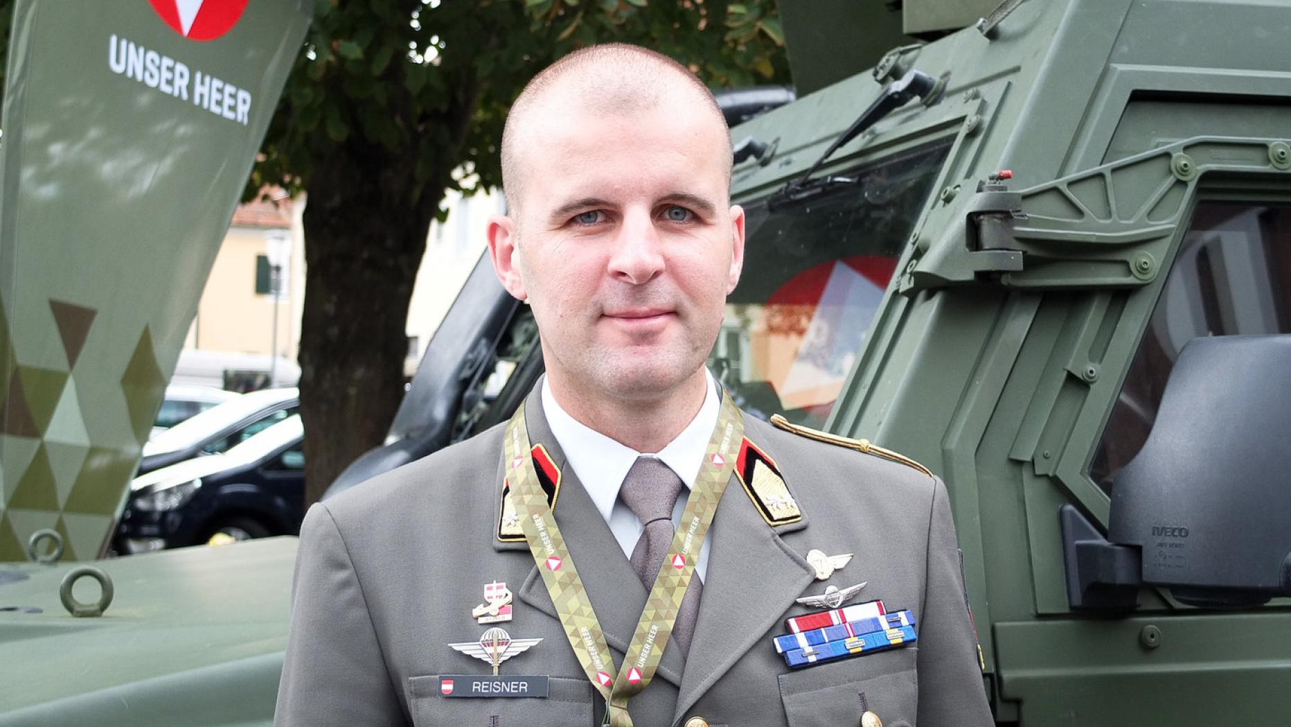 Militär-Experte Reisner: Woher der "Kriegserklärer" seine Infos hat ...