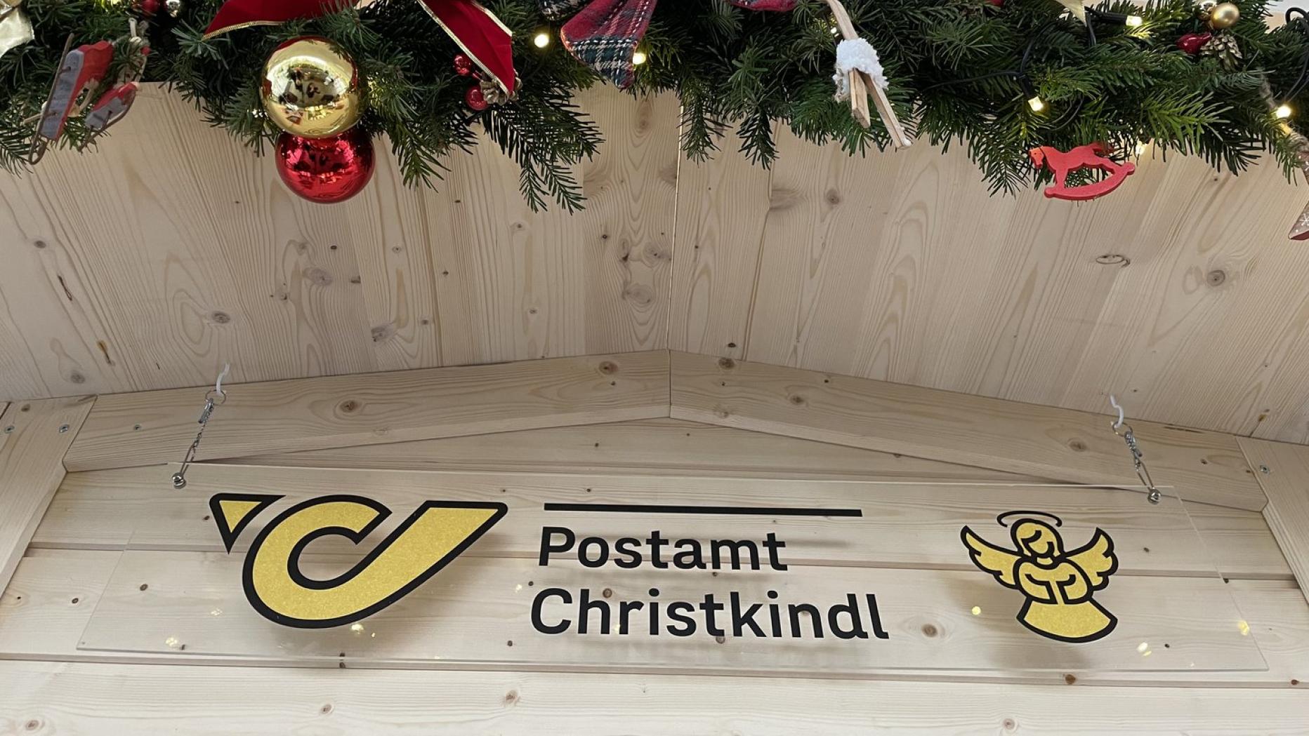 Renate Rebhandl leitet seit 2005 das Sonderpostamt Christkindl | Kurier