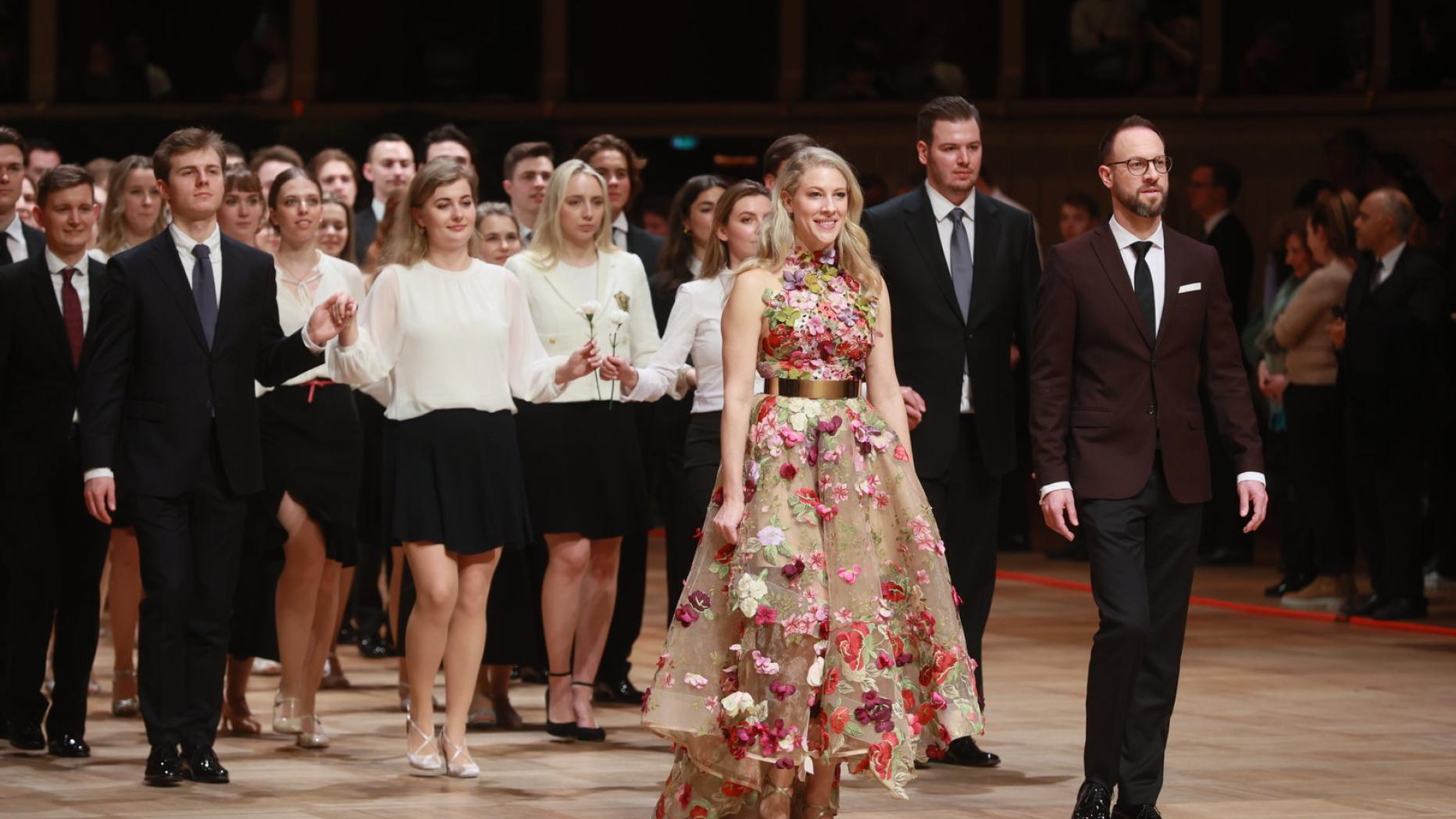 Letzter Schliff für den Opernball: Generalprobe im "fast fertigen ...