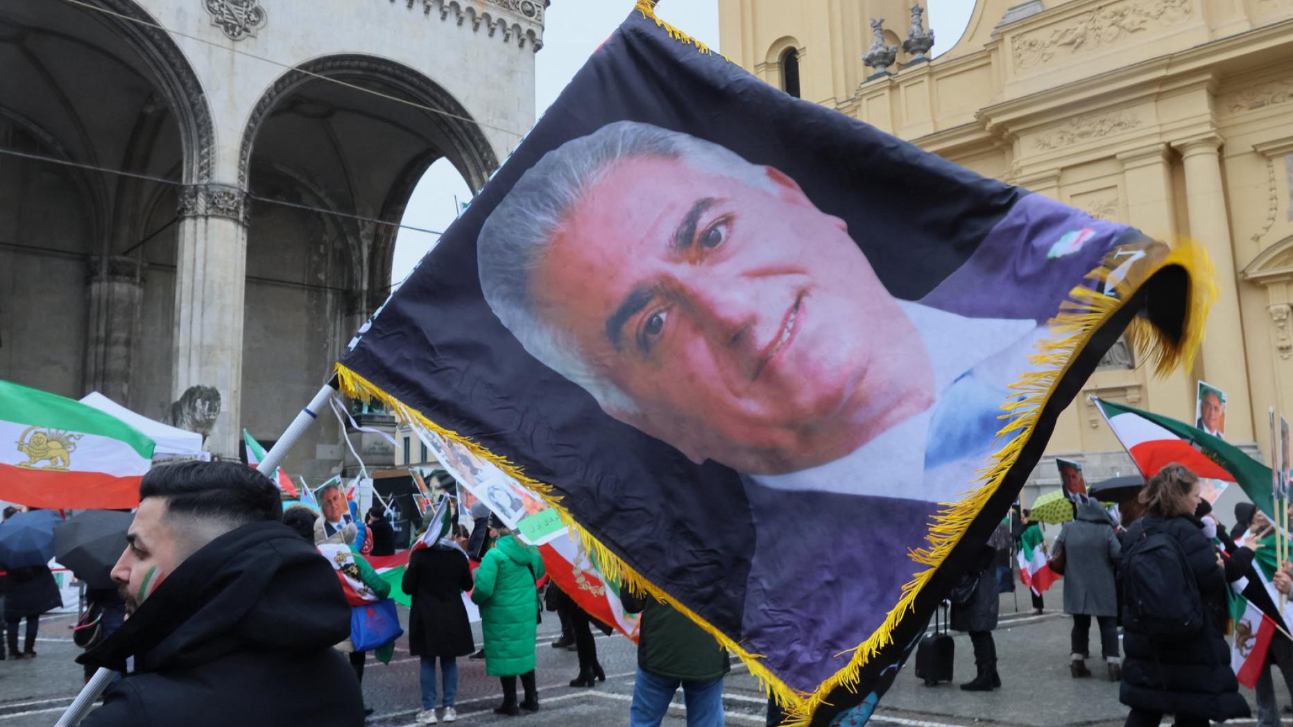 Schah-Sohn Reza Pahlavi: "Das Mullah-Regime hat Angst vor uns" | Kurier