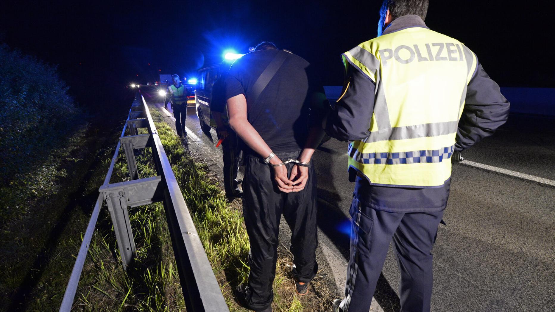 Operation Fox: Schuldspruch für Polizisten auf Schlepperjagd | Kurier