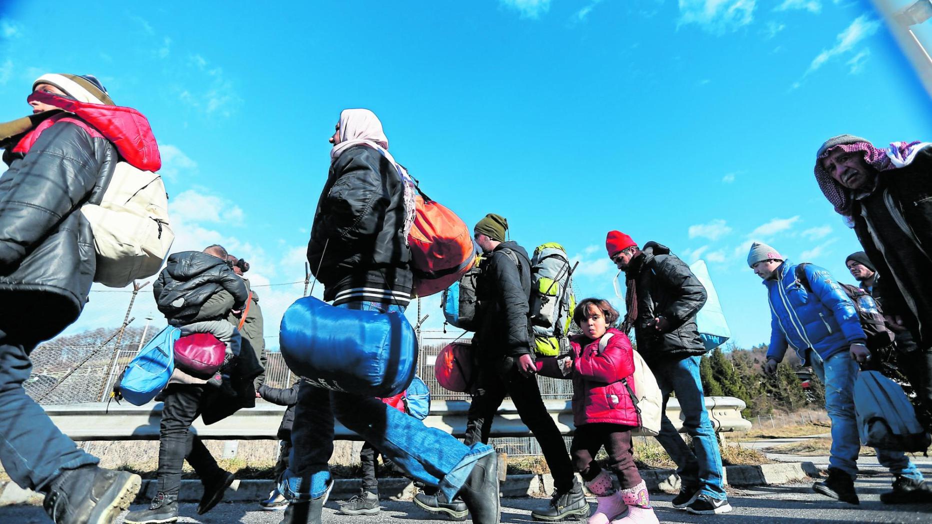 Asyl: Im April ein Drittel weniger Anträge als ein Jahr zuvor | Kurier