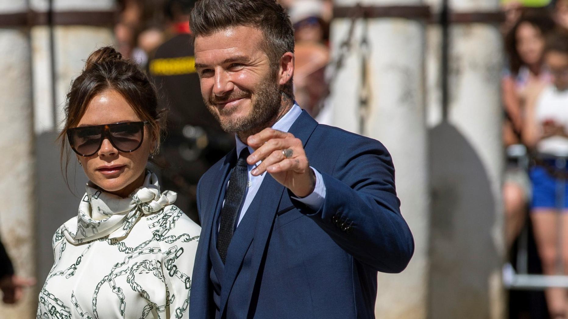 Dekadenz zum 50er: David Beckham entführt Victoria mit Privatjet | Kurier