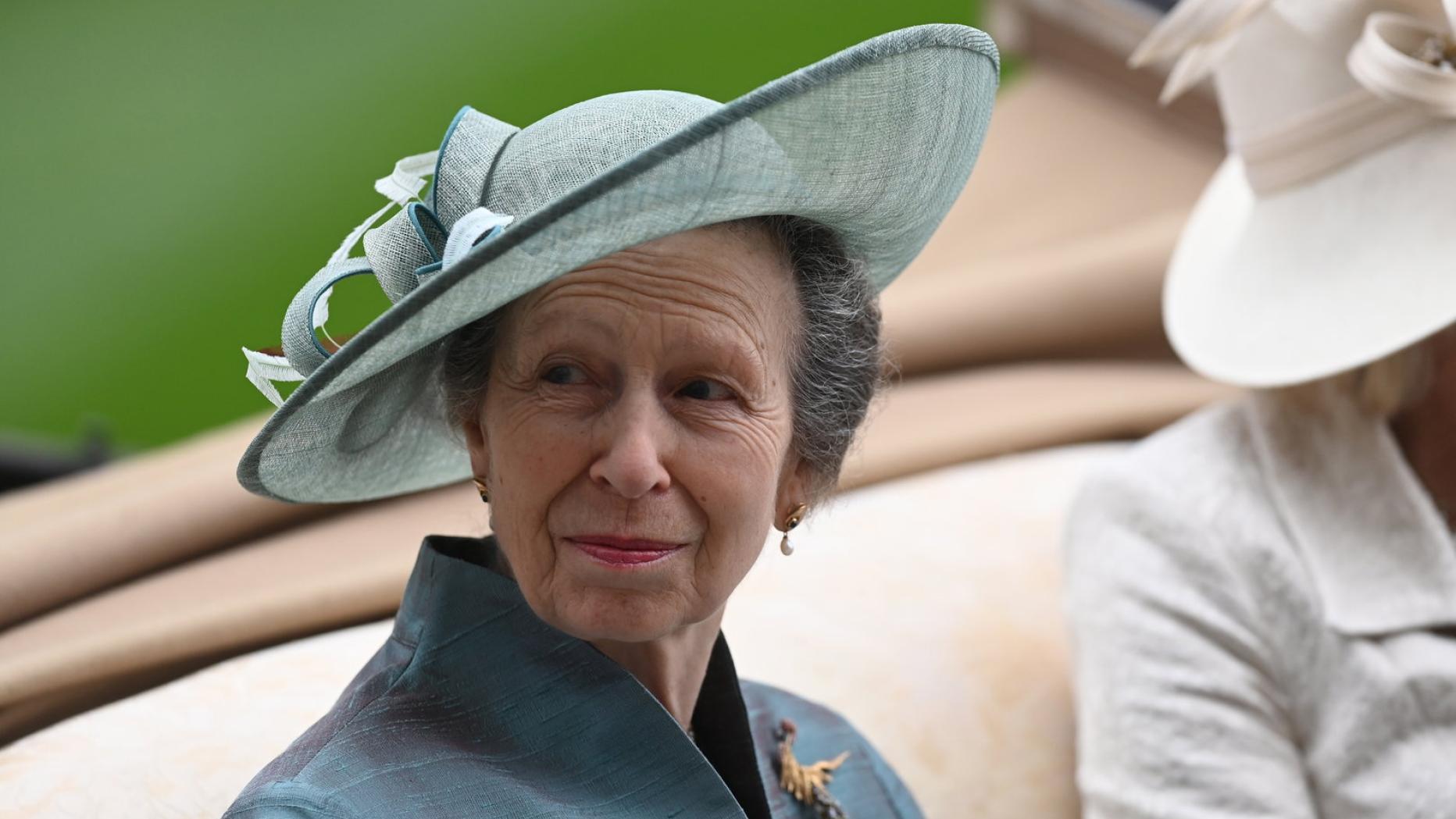 Palast veröffentlichte zum 73er neue Fotos von Prinzessin Anne Palast veröffentlichte zum 73er neue Fotos von Prinzessin Anne