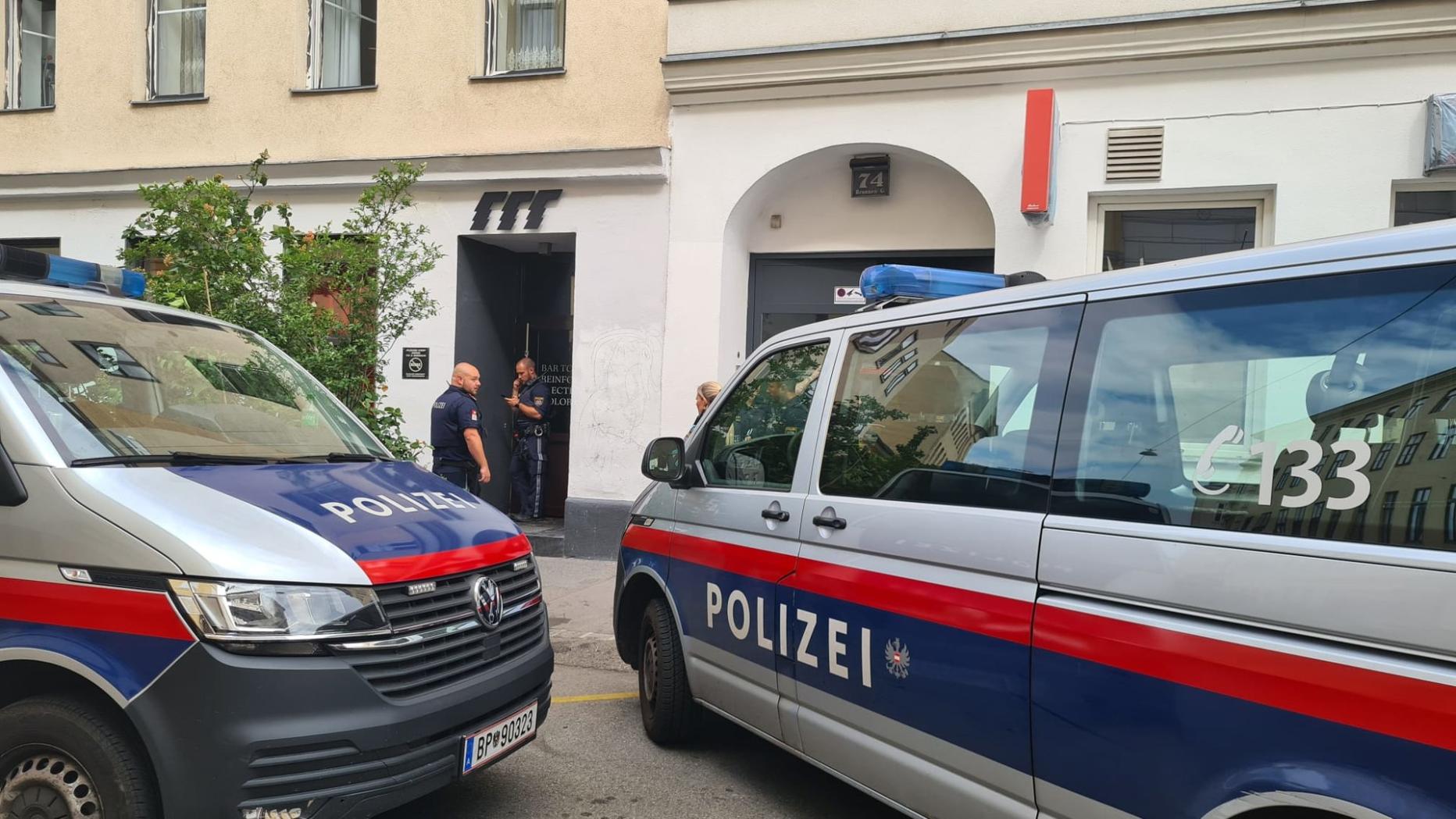 Mordalarm am Brunnenmarkt: "Mama, komm schnell. Er hat ein Messer ...