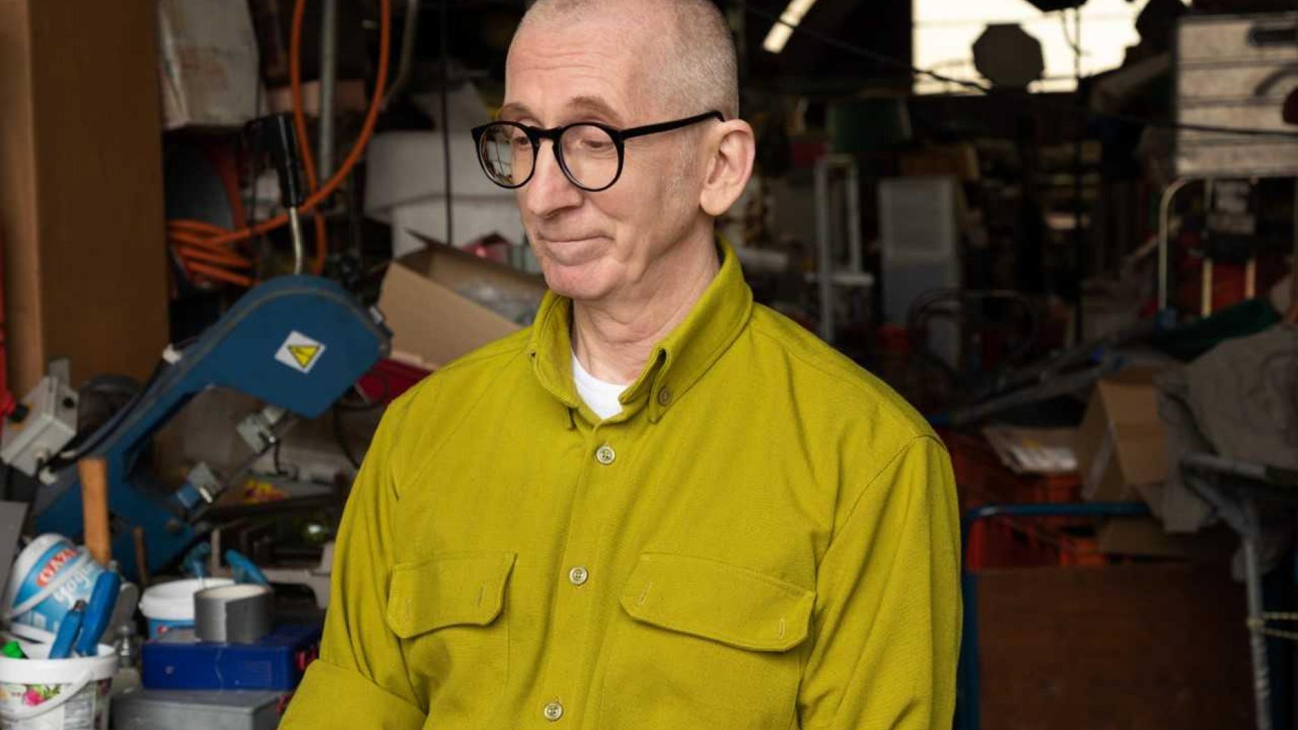 Worte als Denkwerkzeug: Günther Paal feiert Premiere im STADTSAAL Wien