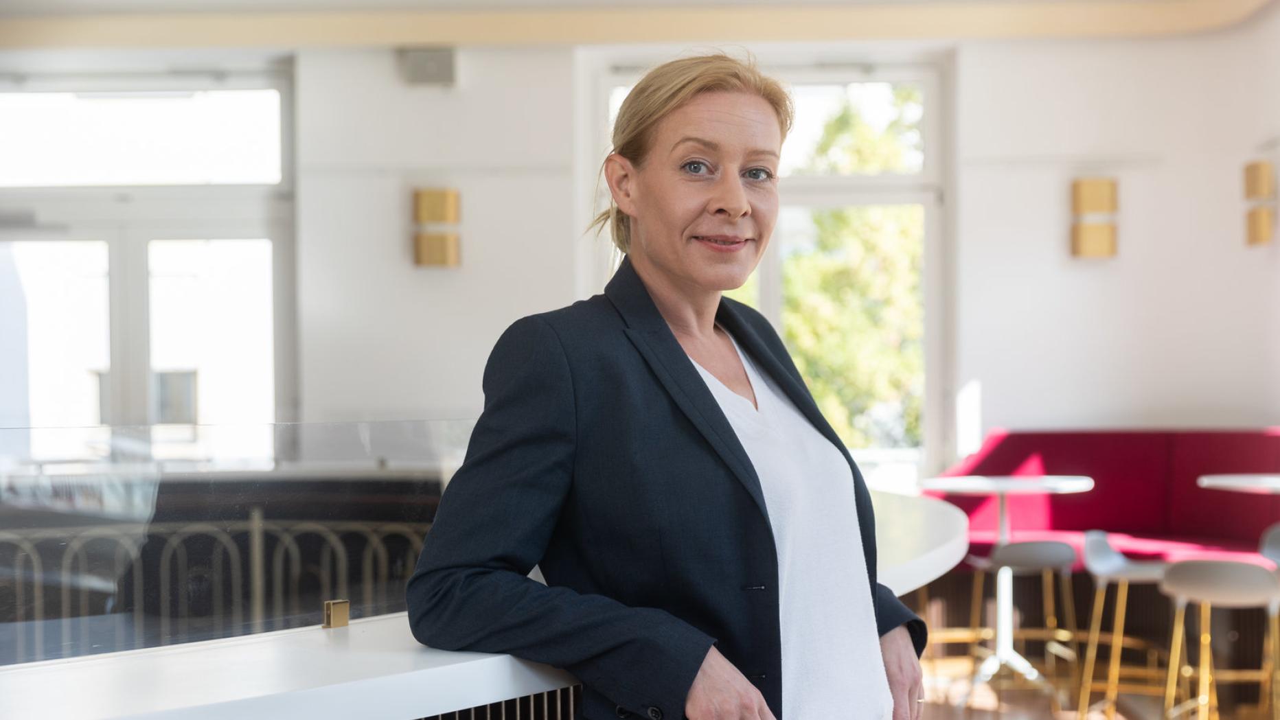 "Bergdoktor"-Schauspielerin Natalie O'Hara gibt Holocaust-Überlebender ...