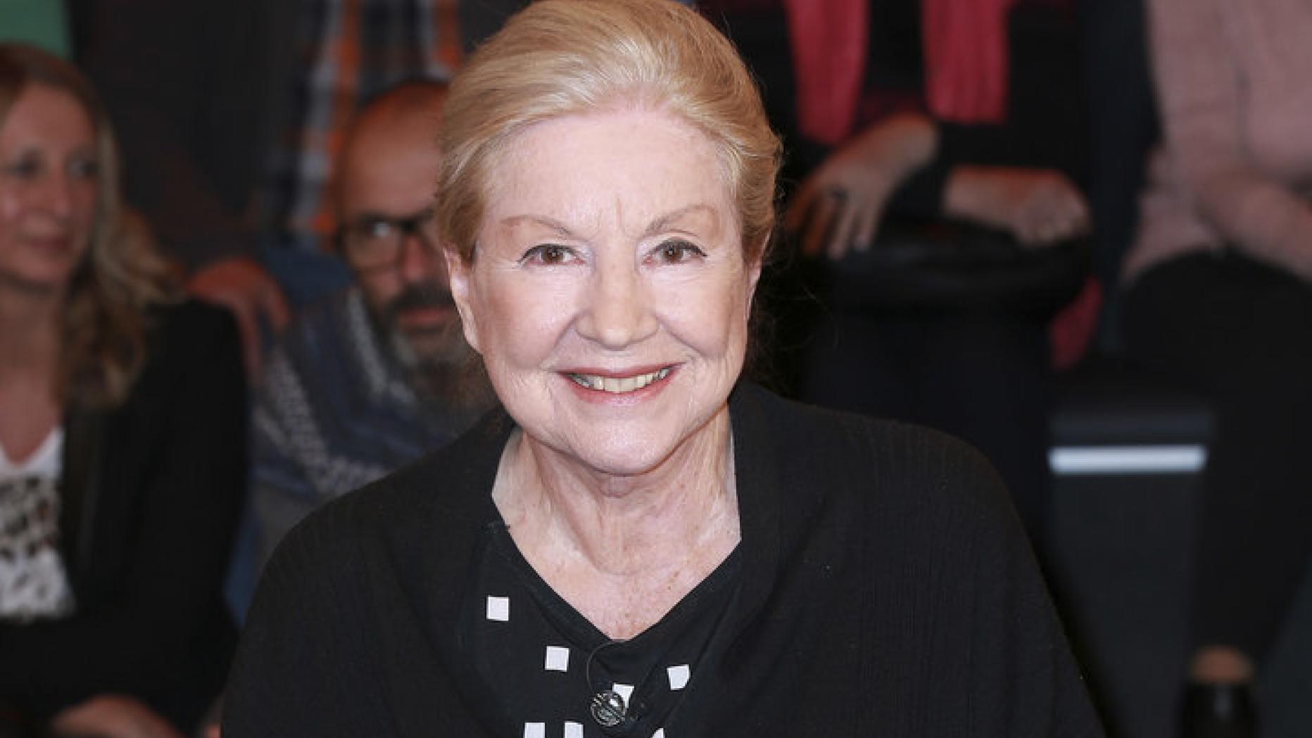 Mona Seefried gratuliert "Single Bells"-Mama Johanna von Koczian zum ...