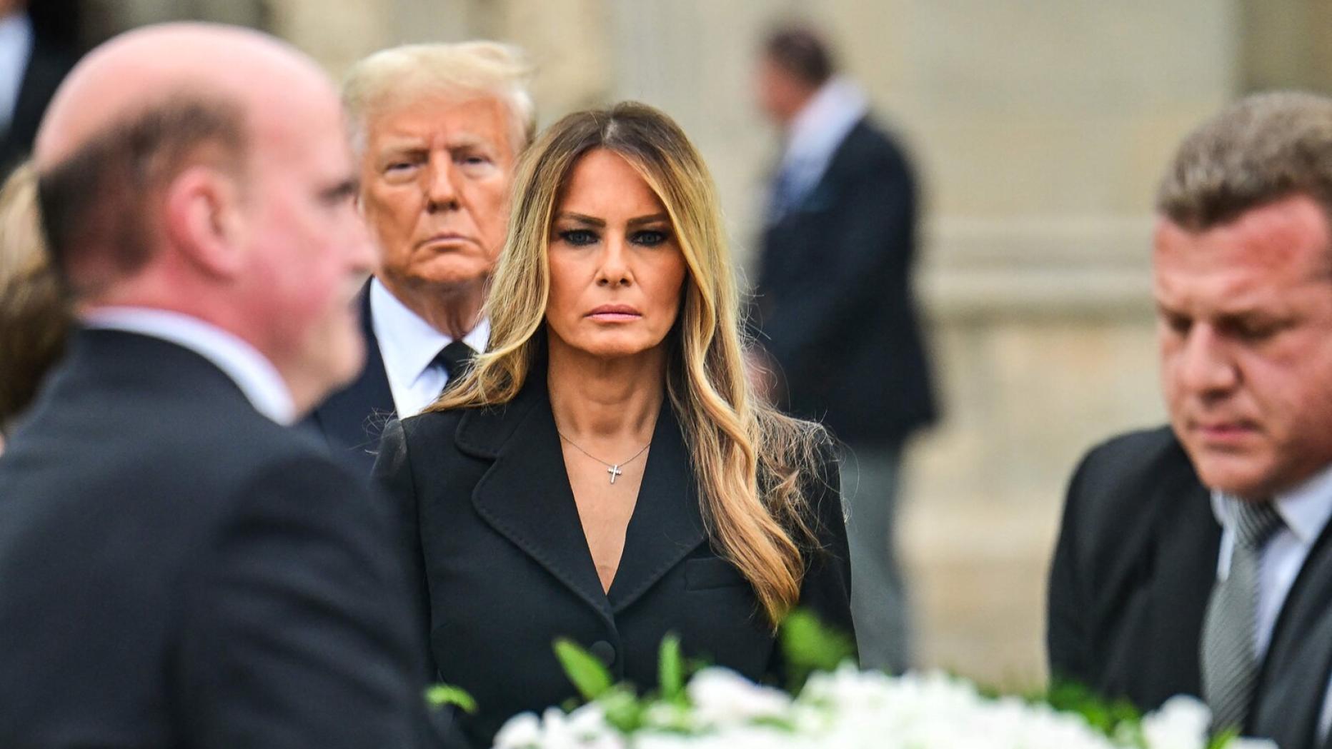 Melania Trump beerdigte ihre Mutter - Donald Trump war dabei | Kurier