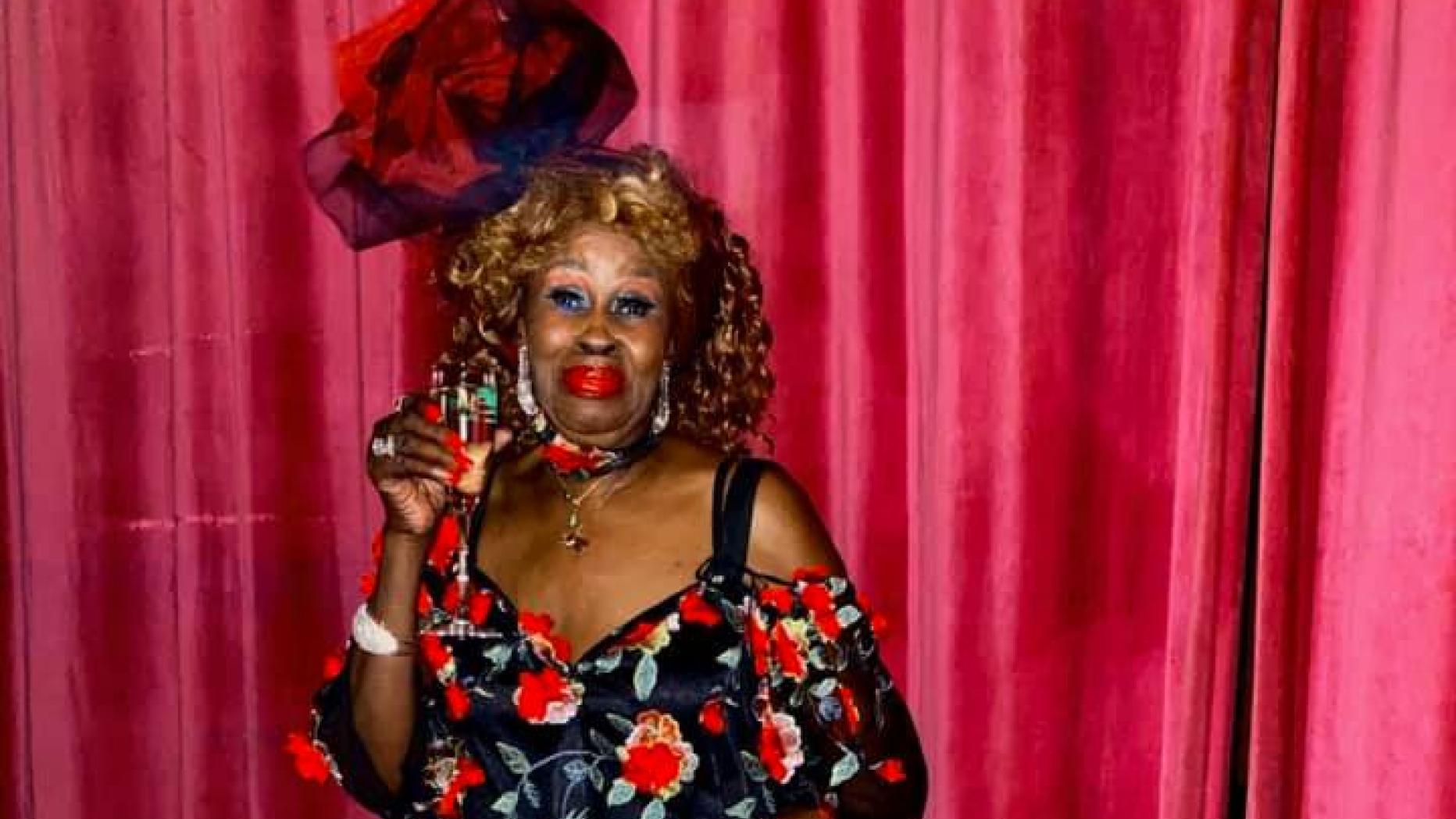 Vera Love: Die legendäre Stimme der Eden Bar ist verstummt | Kurier