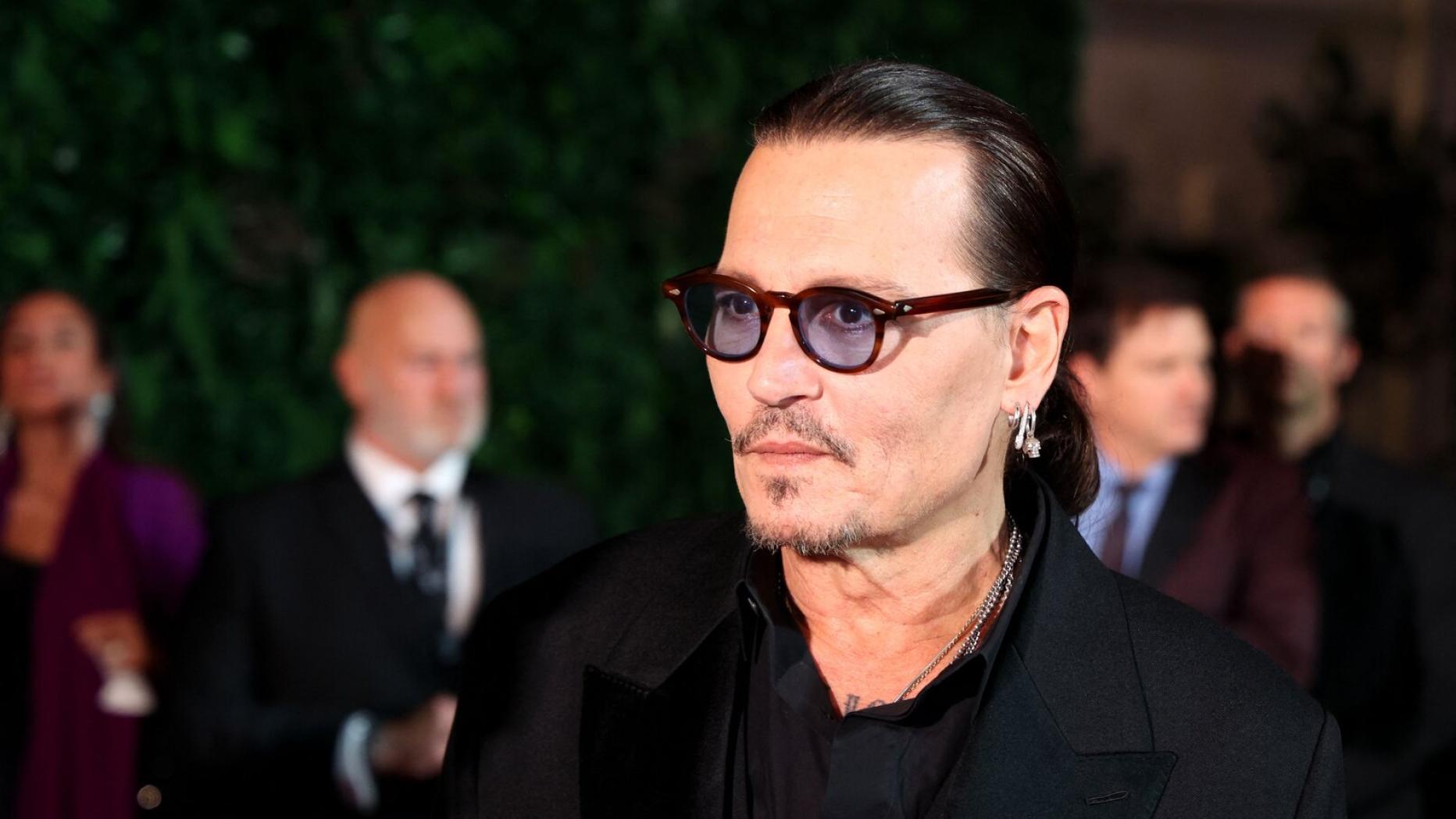 Johnny Depp ist am Set von "A Christmas Carol" kaum wiederzuerkennen ...