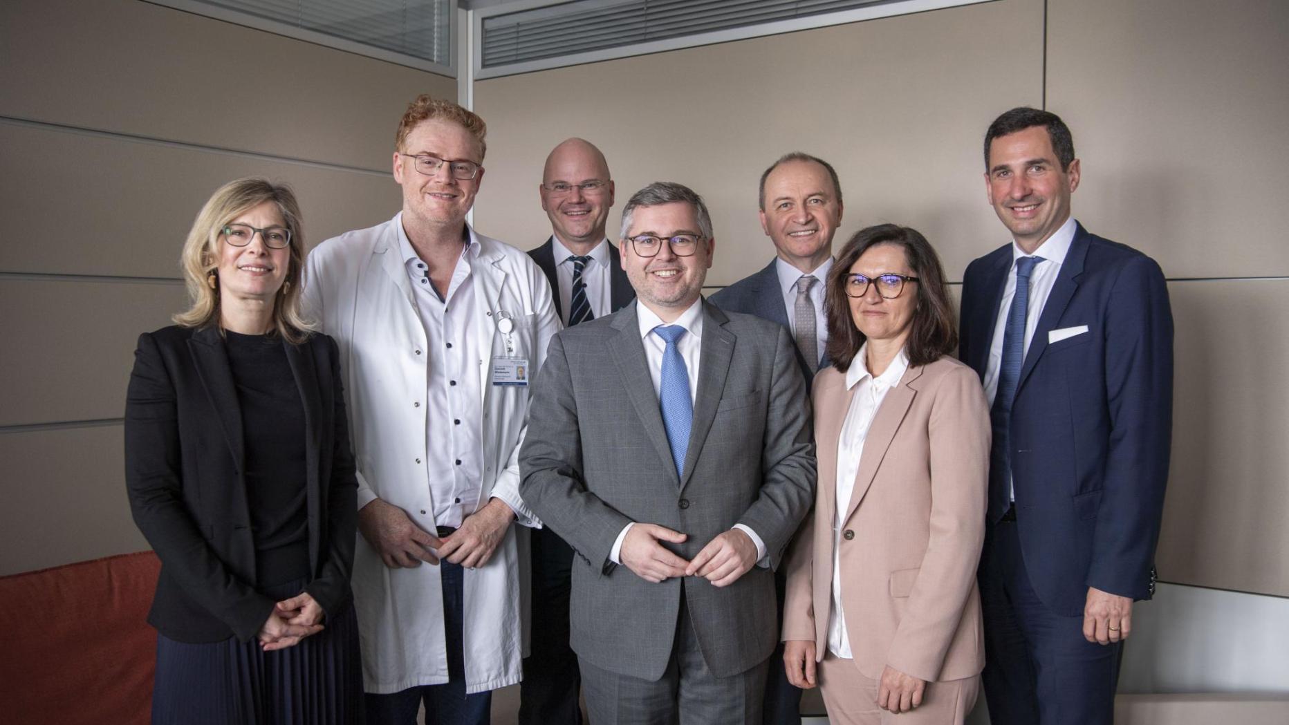 Neue Leitung für die Herzchirurgie am UK St. Pölten | Kurier