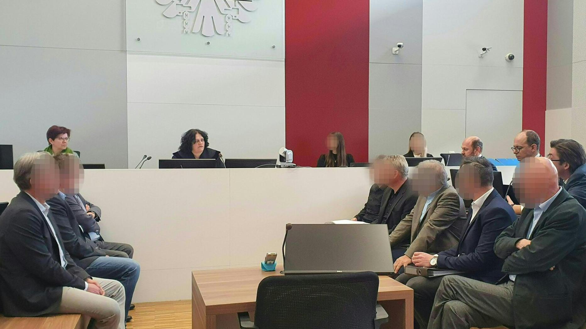 Geldstrafen bis 75.000 Euro im Baukartellprozess | Kurier