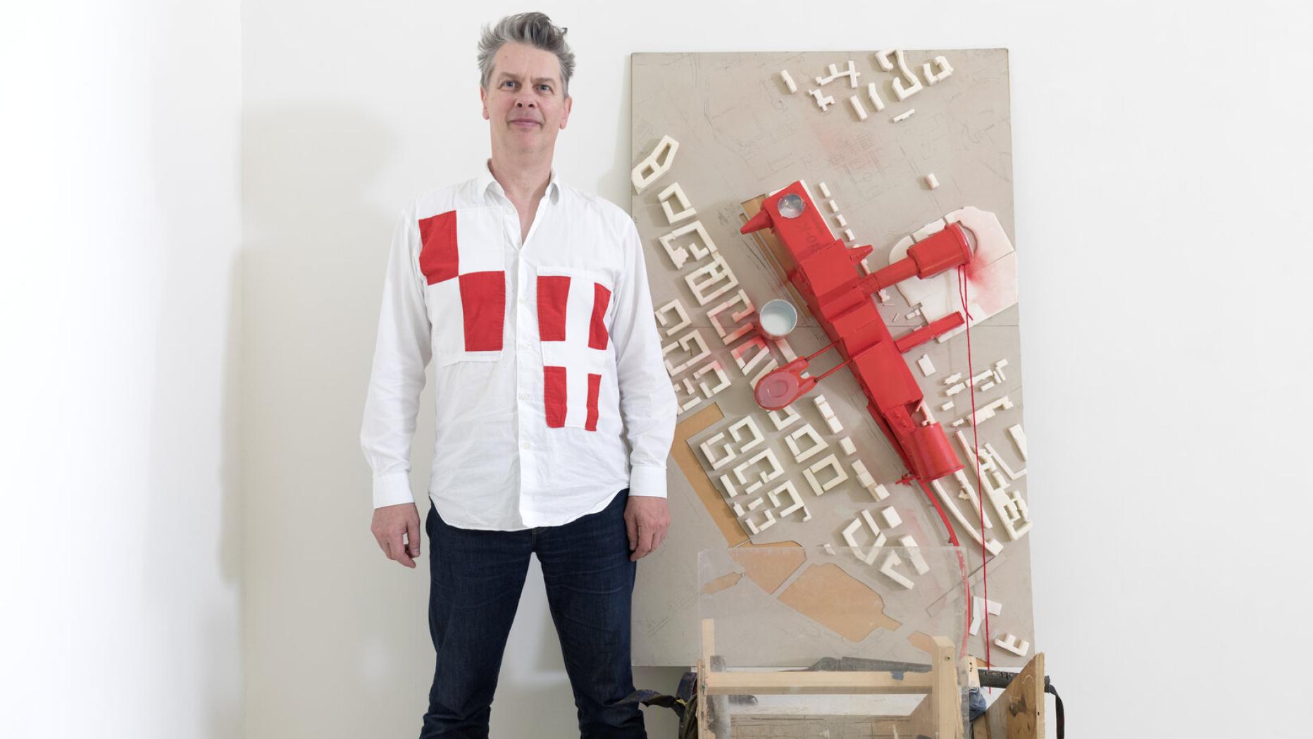 Aktionismus an der Sprachgrenze: Künstler John Bock in Wien