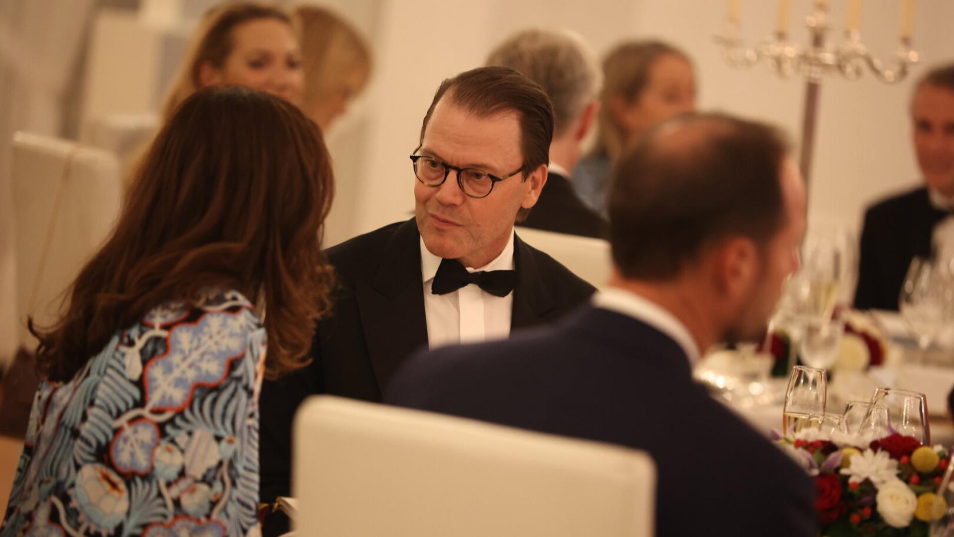 Schwedischer Prinz Daniel mit Pflaster im Gesicht: Palast klärt auf ...