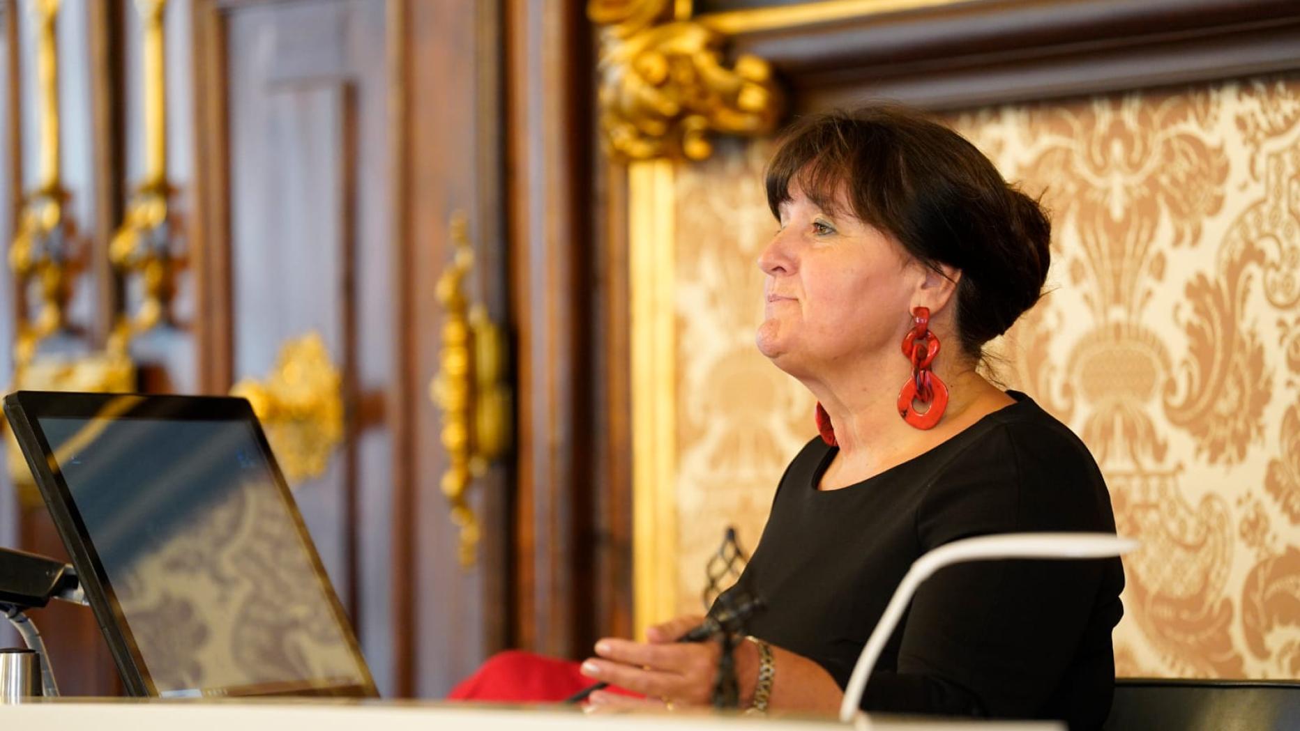 Die Neue an der ÖVP-Spitze: Wer ist Manuela Khom? | Kurier