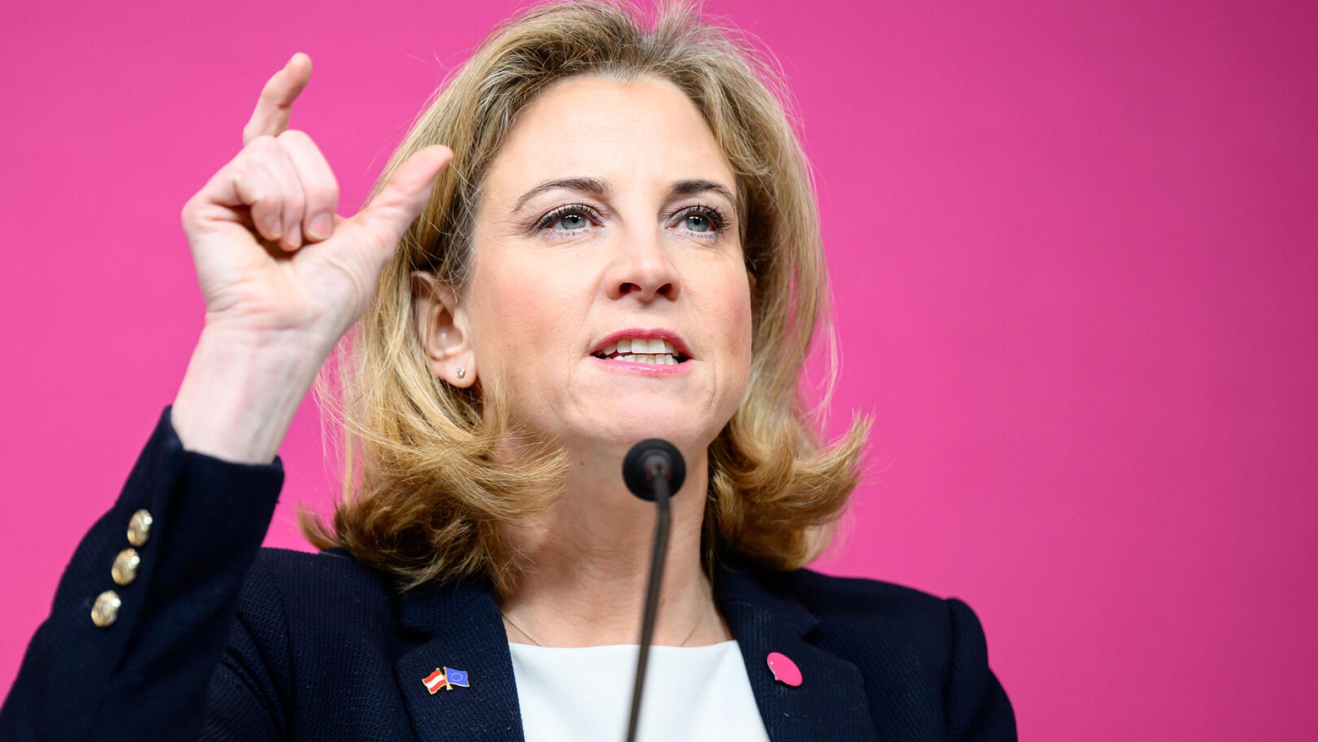 Meinl-Reisinger trifft die richtige Entscheidung – aber zu spät | Kurier