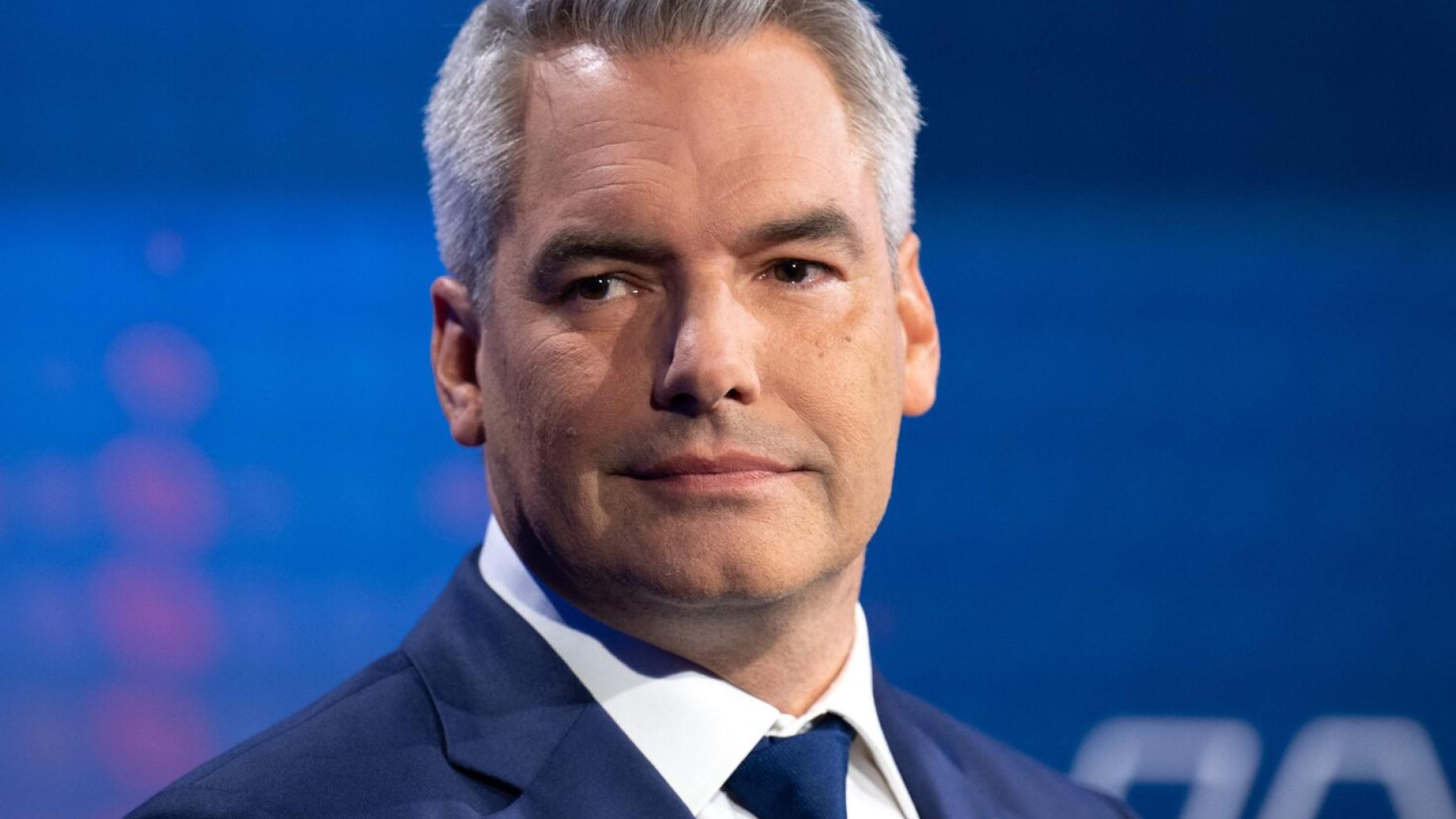 Jameluz smith porn iris was in a good hotel and contacted