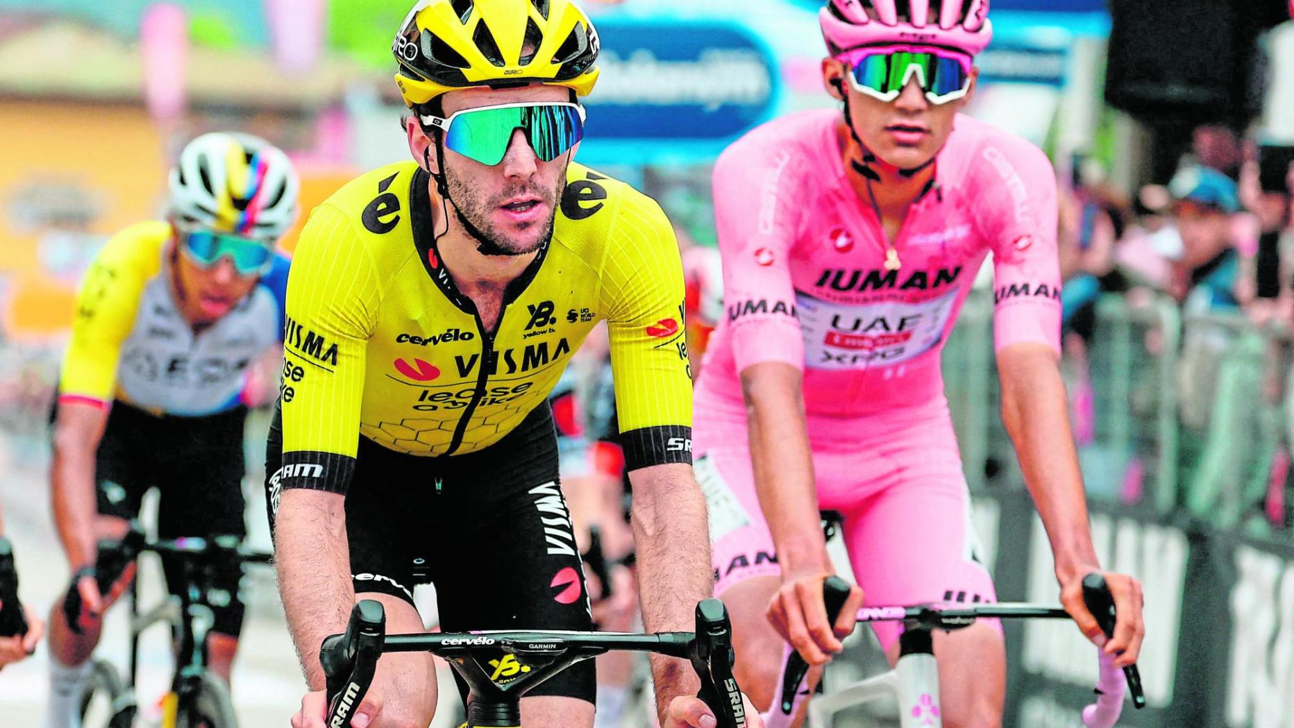 Knalleffekt beim Giro: Ein Brite stellt das Ergebnis auf den Kopf | Kurier