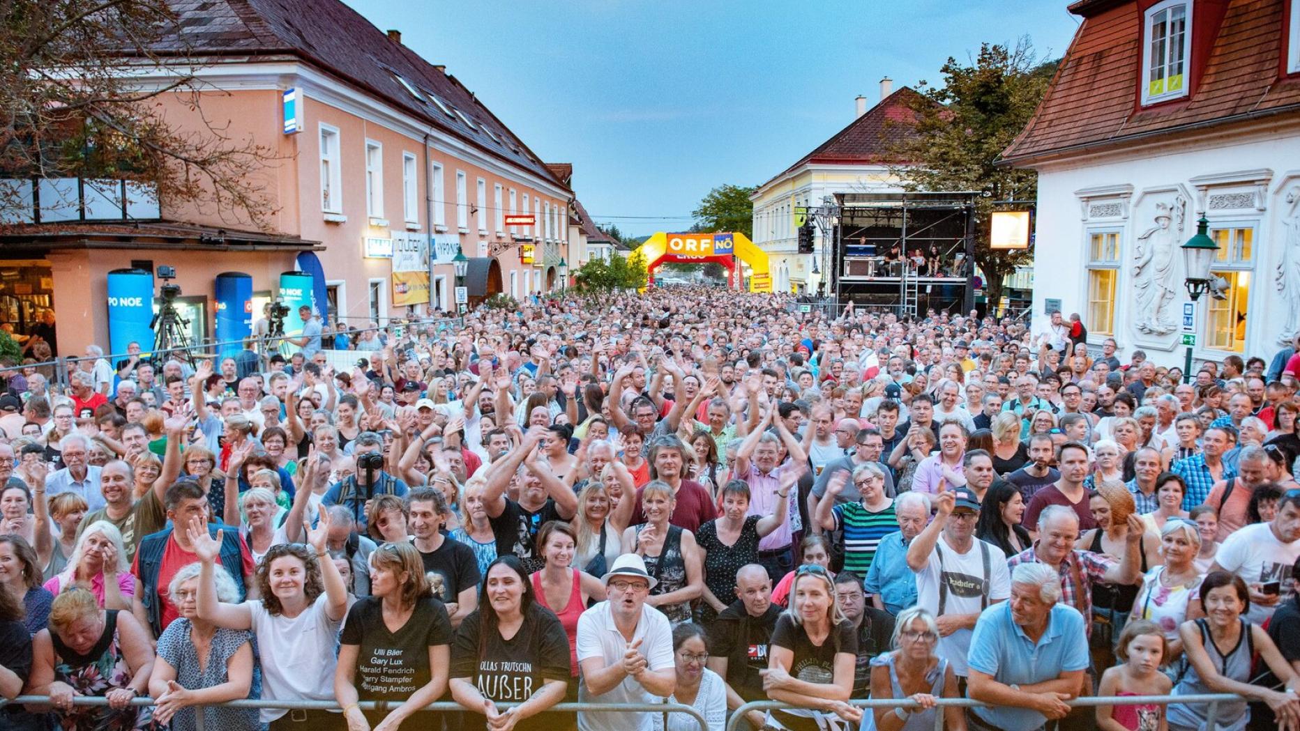 Thomas Stipsits bringt Purkersdorf Open Air zum "danzern" | Kurier