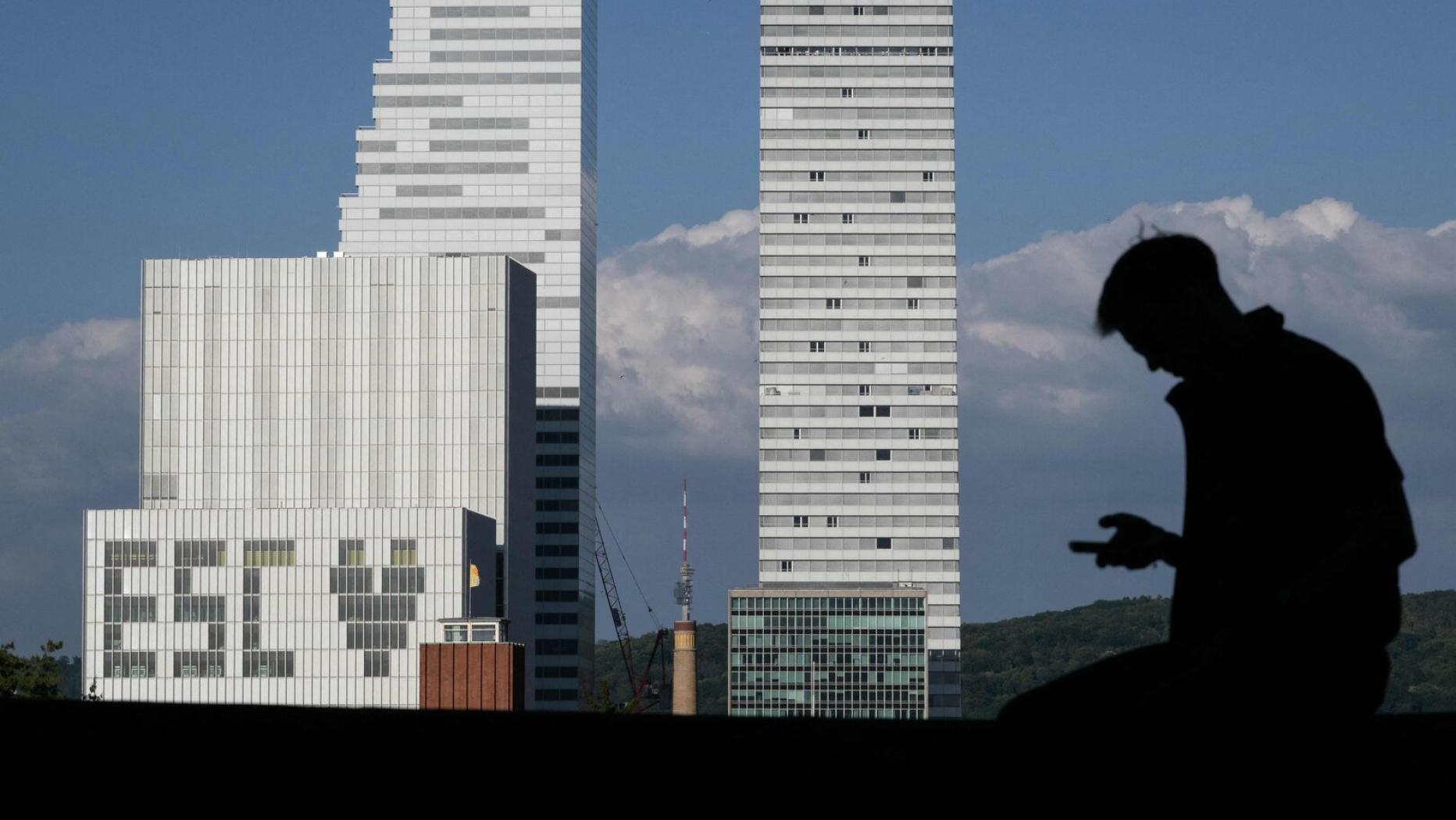 Angel fernandez nud i just suggest a 'maybe' because she's