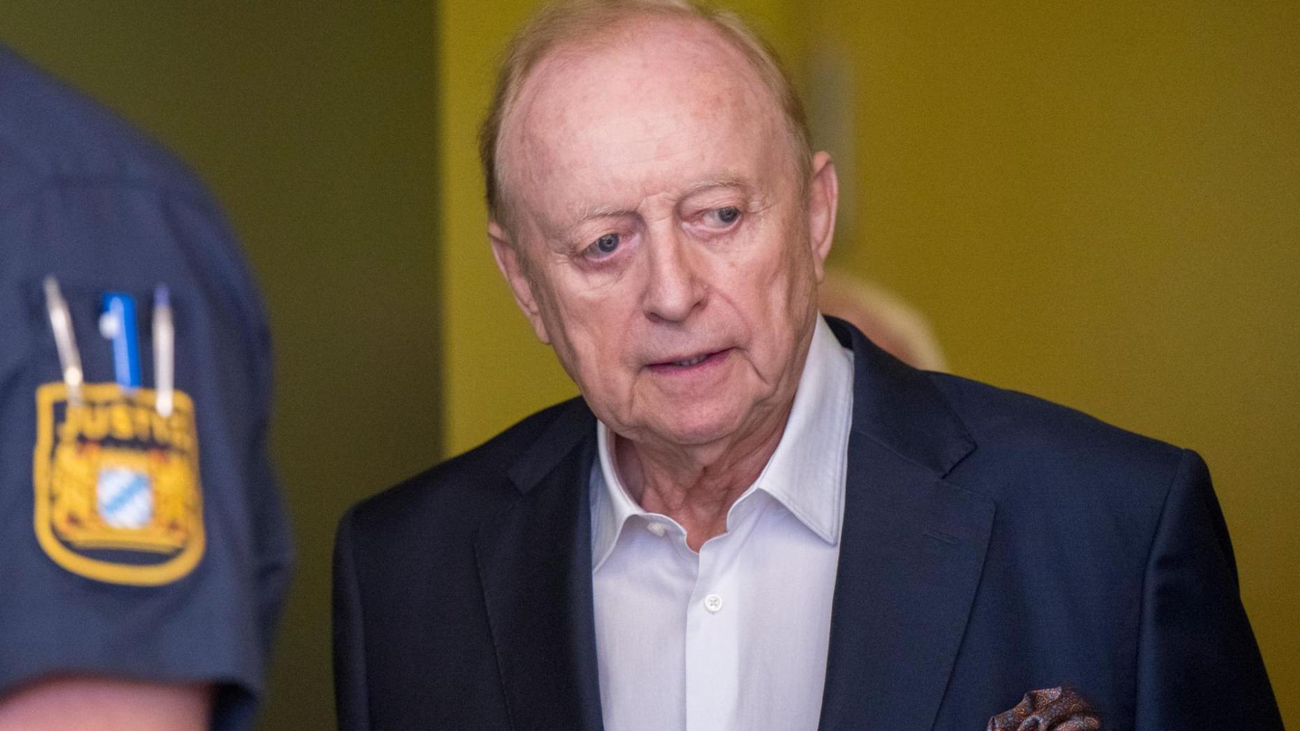 Urteil: Über vier Jahre Haft für Star-Koch Alfons Schuhbeck | Kurier