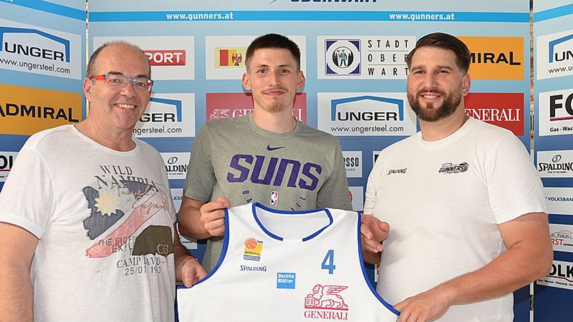 Emmabae xo her service has been among the top and makes one