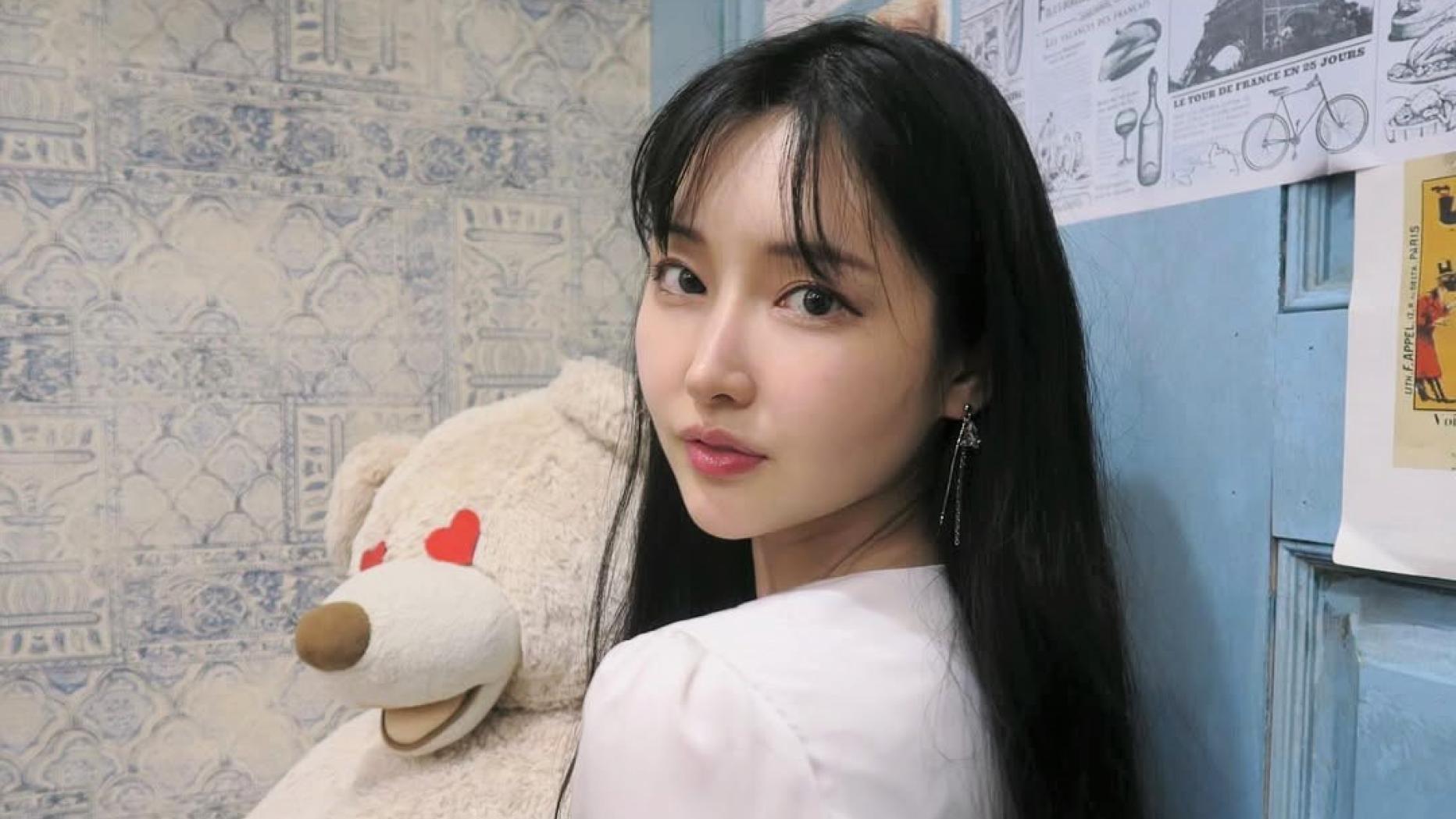 Leiche in Koffer gesteckt: Influencerin von "Elite-Fan" getötet | Kurier