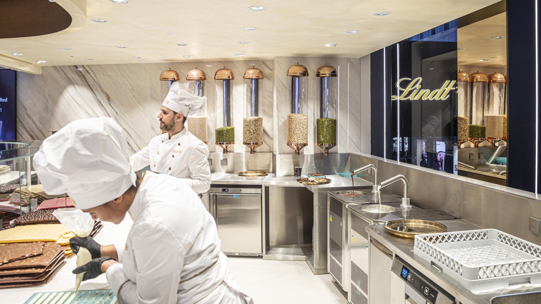 Lindt Flagship-Store in Wien eröffnet: Schokolade im Großformat | Kurier