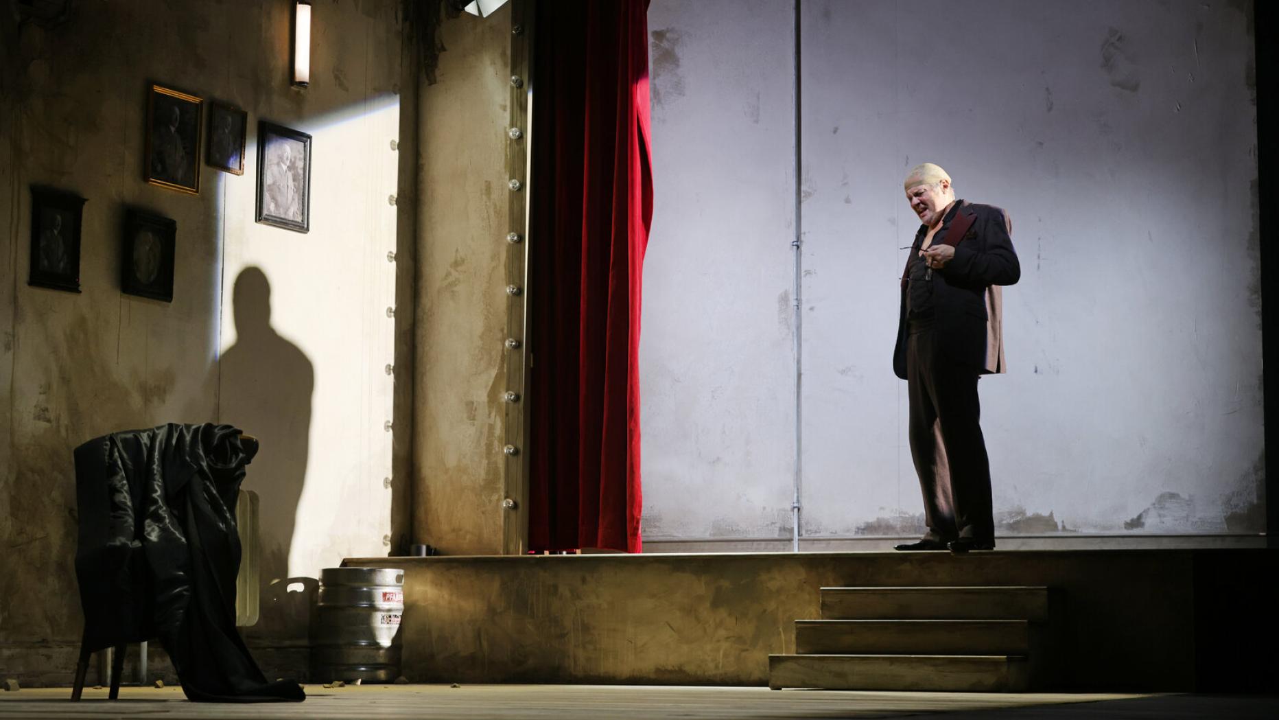 "Der Theatermacher" in der Josefstadt: Der Despot als Idiot mit ...