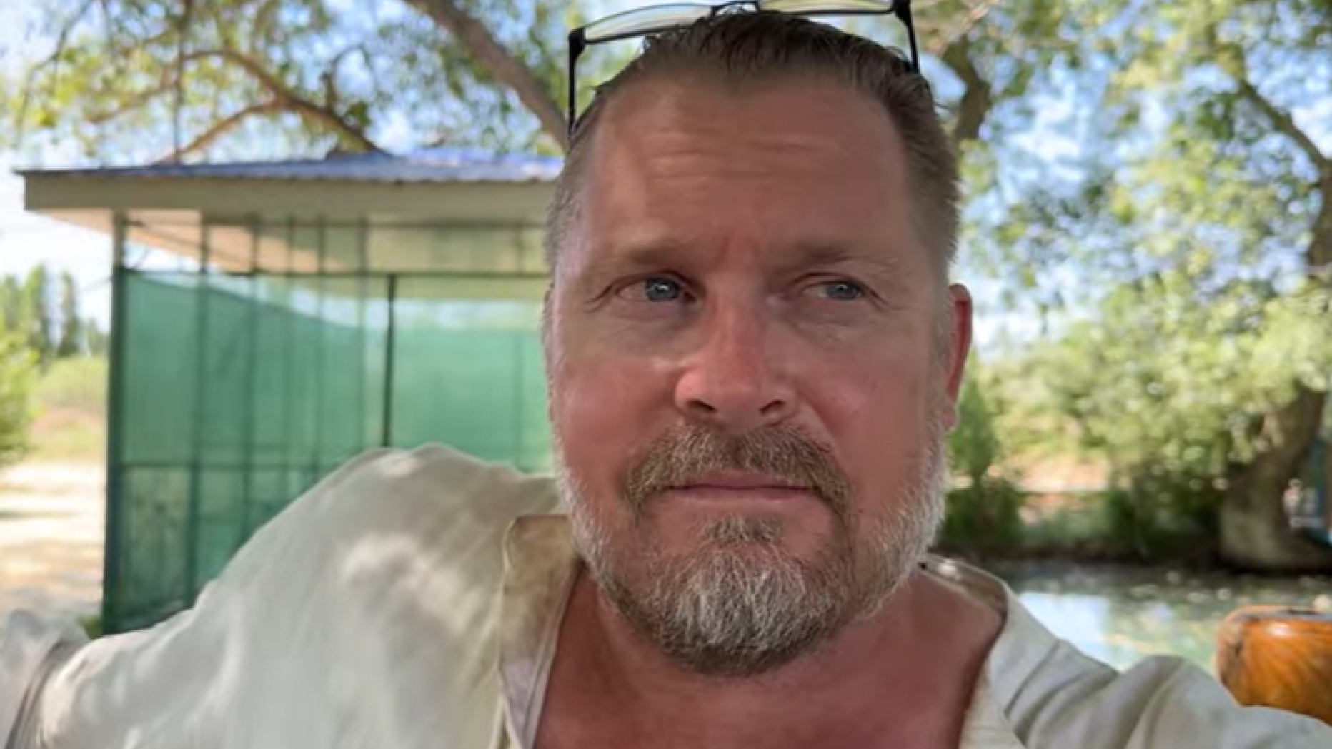 Mann geht zu Fuß um die Welt: Karl Bushby beendet Reise nach 27 Jahren ...