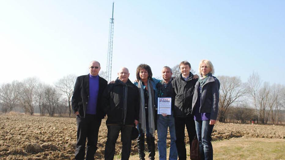 Halbes Dorf kämpft gegen Funkmast | Kurier