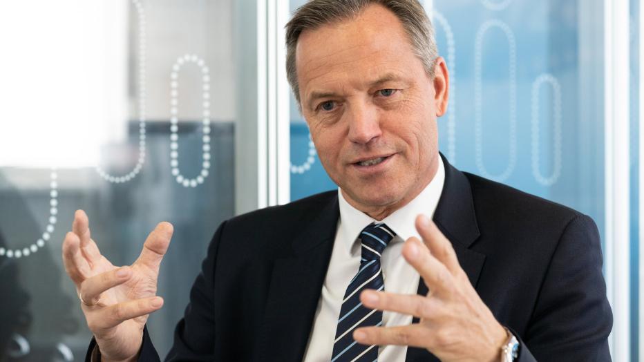 Pfizer-Chef Rumler: „Wichtig, mehr übers Impfen aufzuklären“ | Kurier