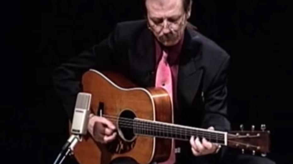 Bluegrass-Legende Tony Rice starb mit 69 Jahren | Kurier