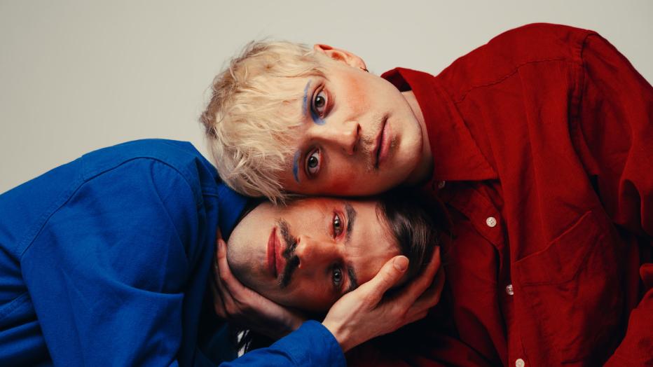 Das Pop-Duo Oehl ist überzeugt: „Geld ist der ewige Gott“ | Kurier