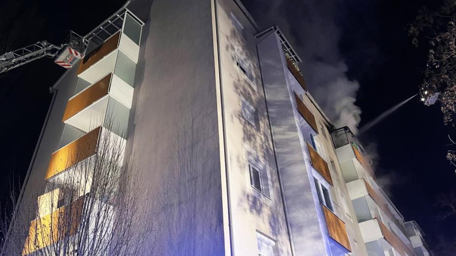 Grazer Hochhaus wegen Brandes evakuiert: Zwei Personen verletzt