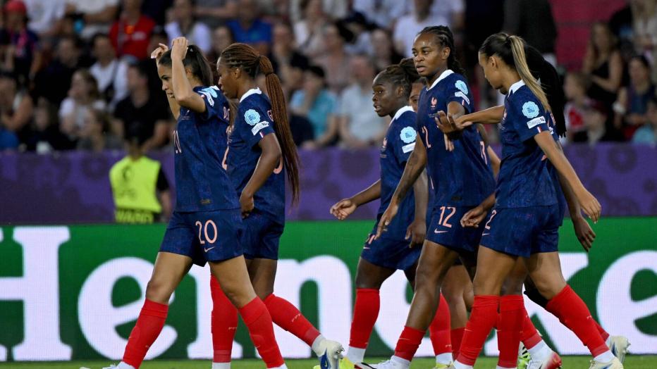 Bokep terbaru com i find her very attractive and someone