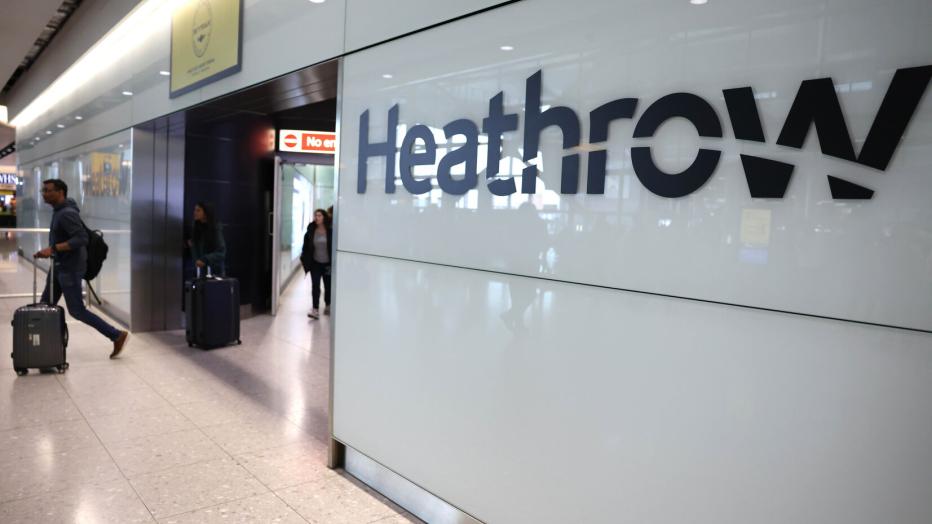 Großeinsatz am Flughafen Heathrow in London: Terminal evakuiert | Kurier