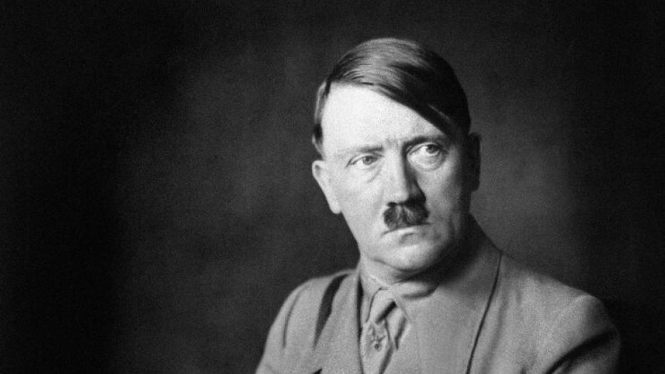 Hitlers (vermeintlicher) Mikropenis: Was die Analyse seiner DNA ...