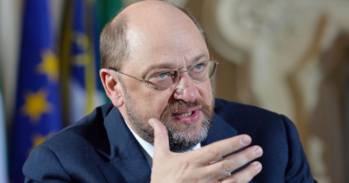 Schulz sieht NPD und AfD auf einer Linie