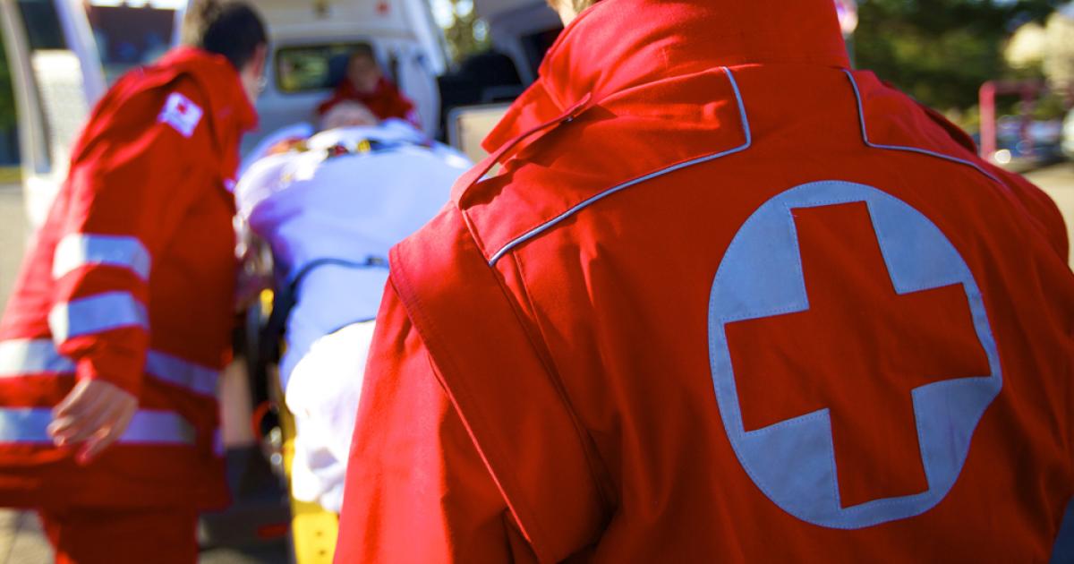 Radfahrerin (71) in Kreisverkehr von Pkw niedergestoßen und schwer ...