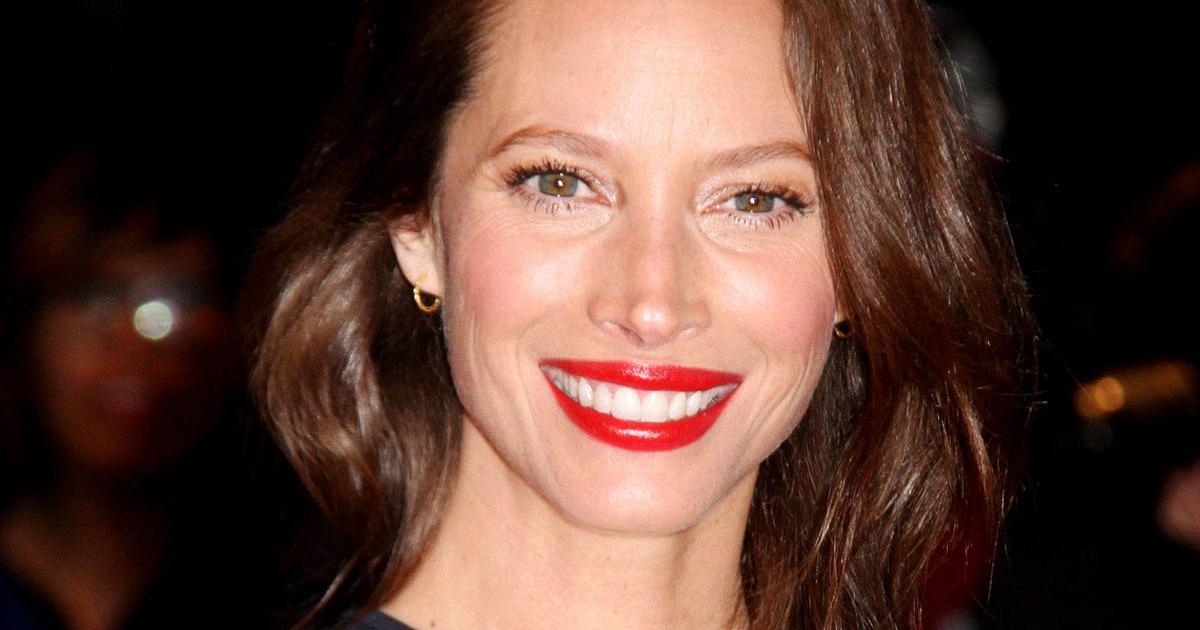 Ex-Supermodel Turlington wird immer schöner | Kurier