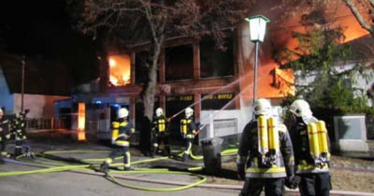 Feuer zerstörte Fahrrad-Geschäft | Kurier