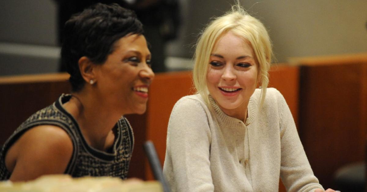 Lindsay Lohan macht sich gut im Leichenschauhaus | Kurier