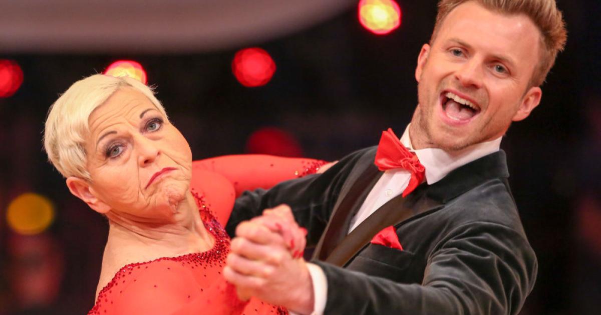 "Dancing Stars": Jazz Gitti musste gehen | Kurier