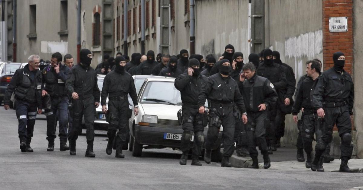 Einsatztruppe Raid: Hartes Training und eiserne Nerven