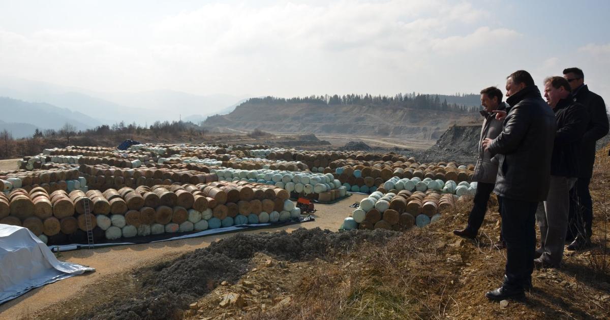 HCB-Heu-Lager droht die Schließung | Kurier